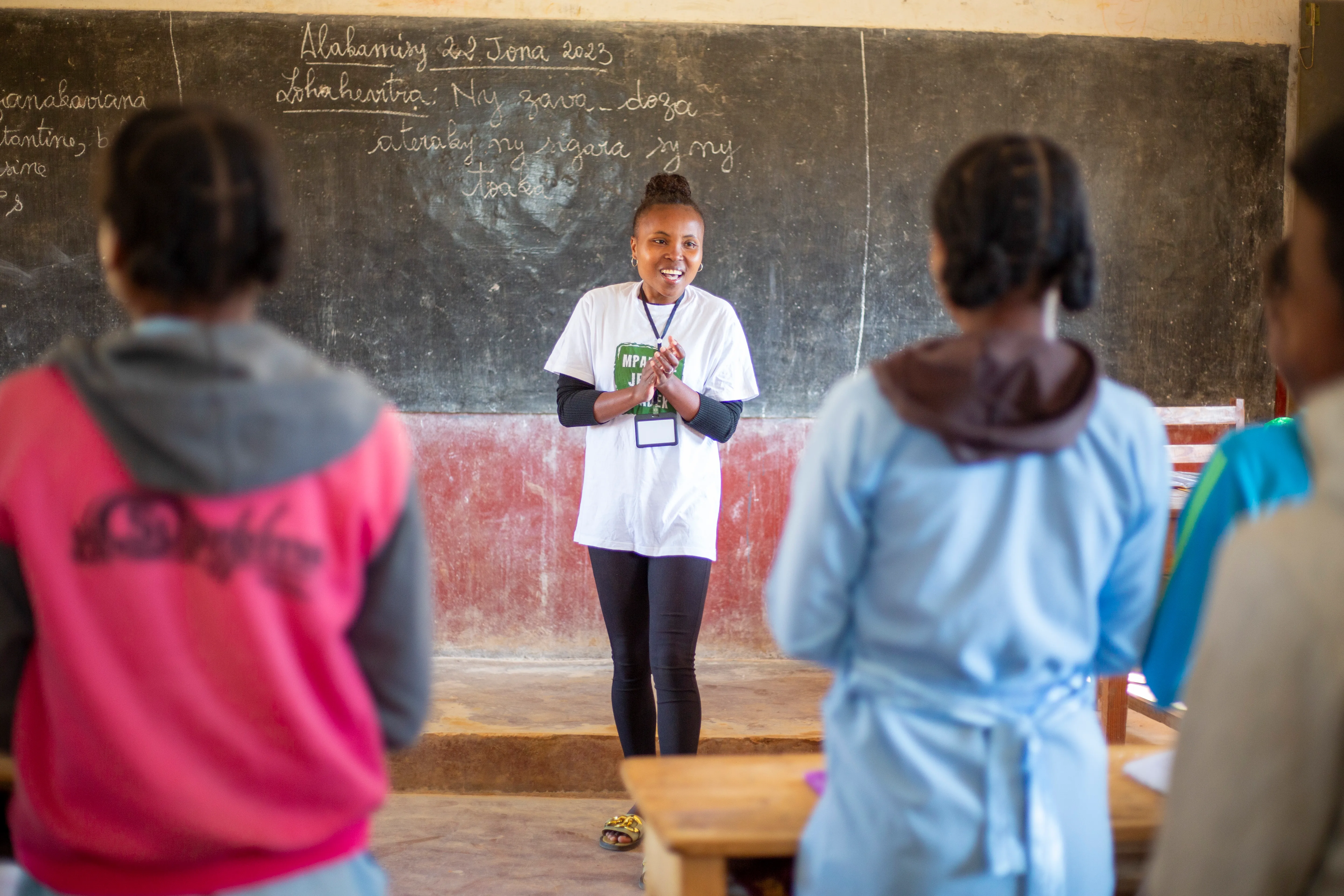 Lutter contre les grossesses précoces à Madagascar | Fonds d'Innovation ...
